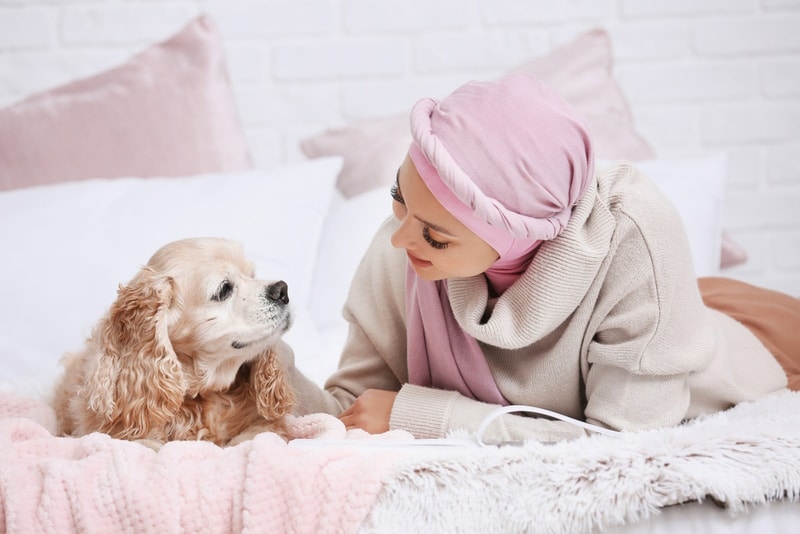 Can Muslims Touch Dogs? Ethics & Rules – Dogster