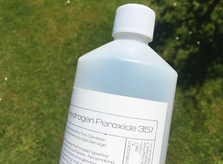 Can You Use Hydrogen Peroxide on Dogs? Vet-Reviewed Safety Facts – Dogster