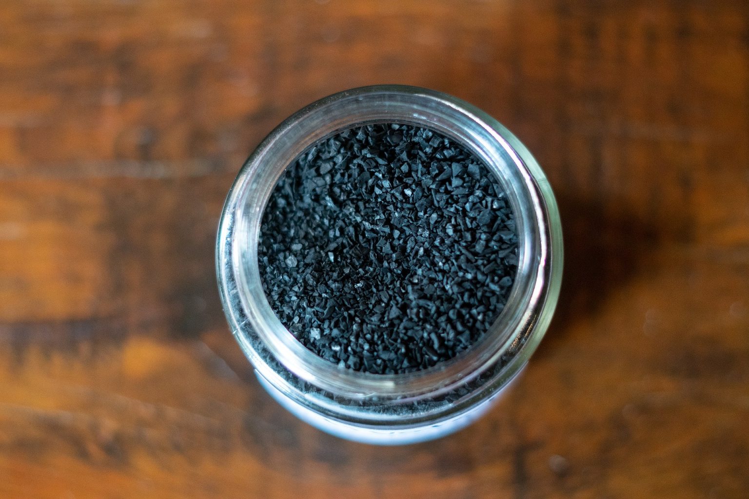 Activated Charcoal in Dogs: Vet-Explained Uses & Potential Side Effects ...