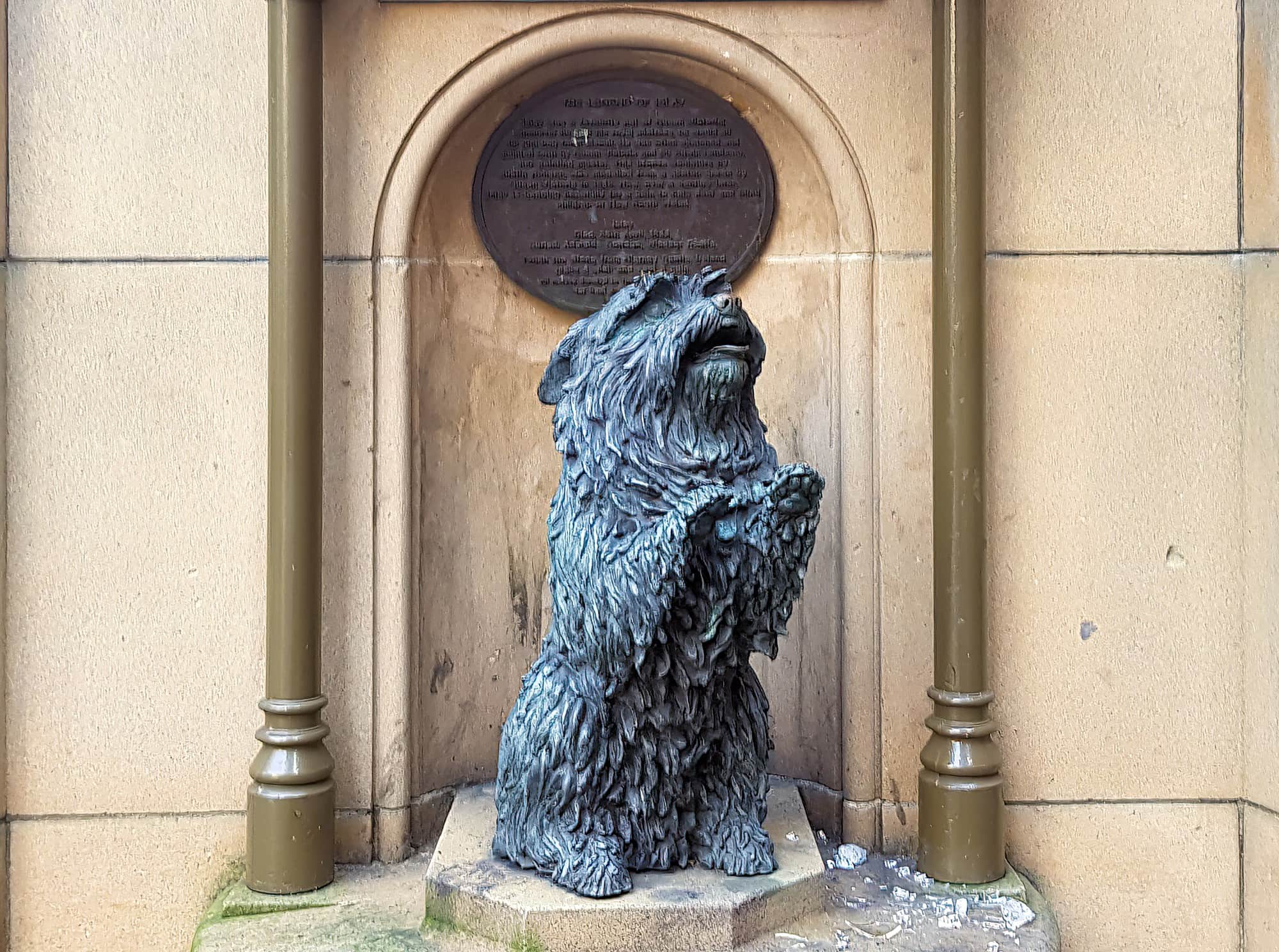 10 Famous Dog Statues From Around the World (2024 Update) – Dogster