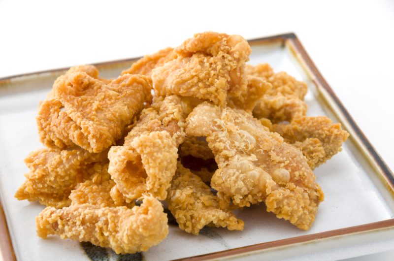 Can Dogs Eat Chicken Skin? Vet-Verified Nutrition Facts & FAQ – Dogster